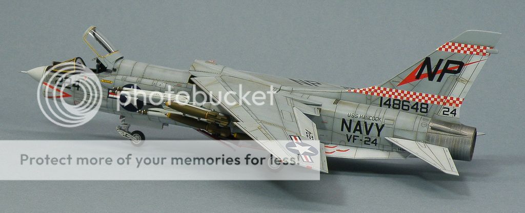F 8e Crusader 1 72 Academy Ready For Inspection Aircraft